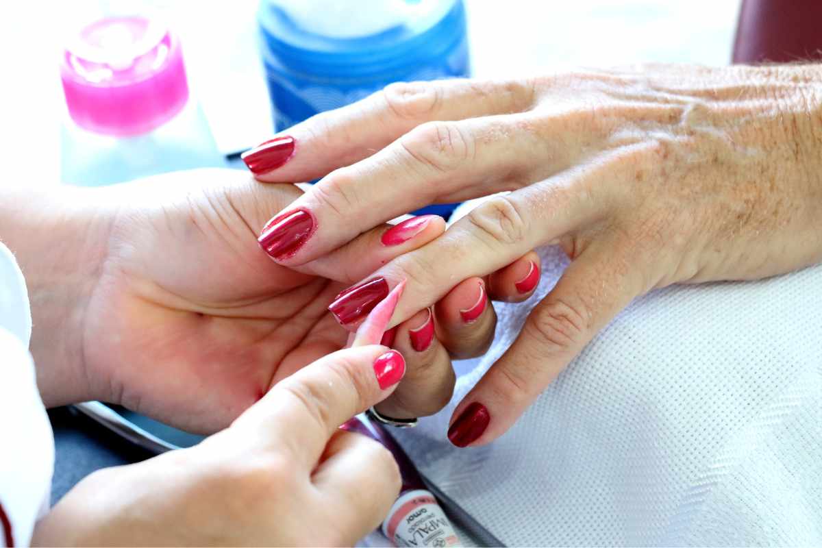 The Benefits of Regular Manicures for Nail Health