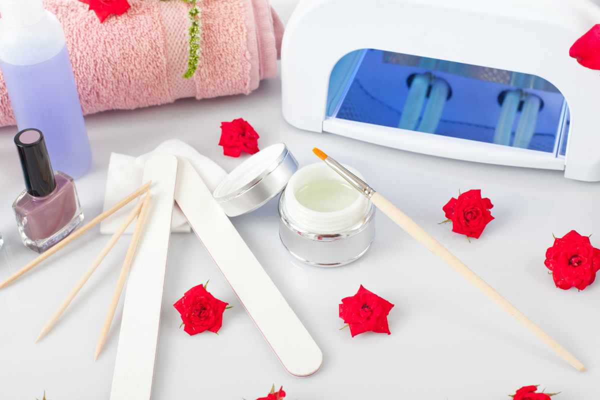 Professional Manicure Kit: Essential Tools and How to Use Them