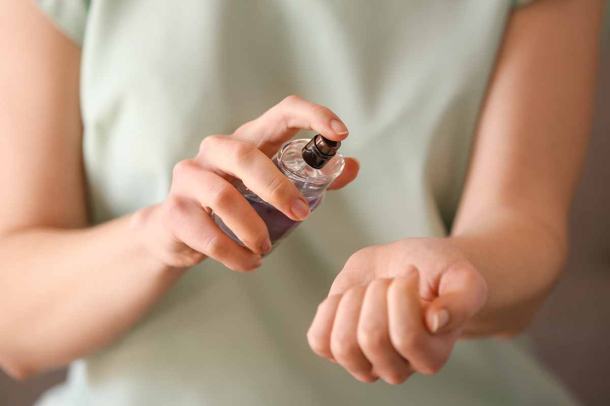 The Impact of Your Skin's pH on Perfume Fragrance