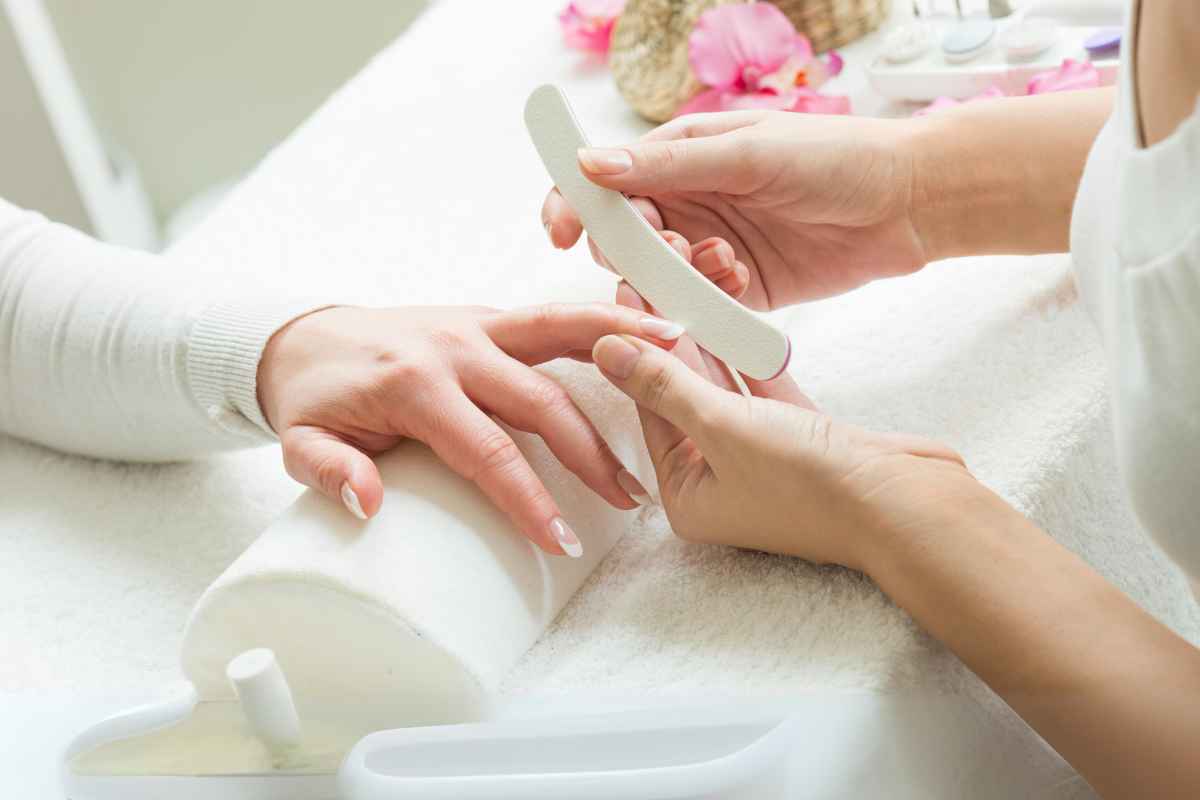 5 Common Manicure Mistakes and How to Avoid Them