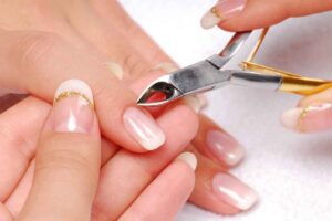 5 Common Manicure Mistakes and How to Avoid Them