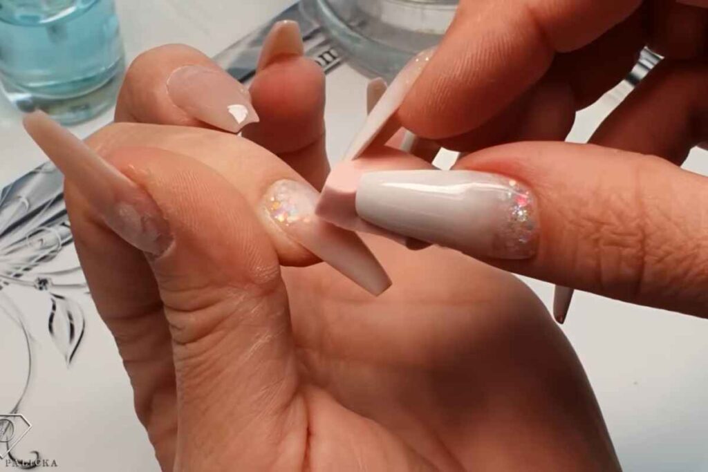 European Nails: Stunning Babyboomer French with Glitter Encapsulation