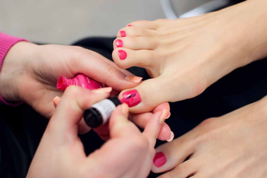 The Complete Guide to Choosing Spring Pedicure Colors