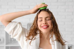 How to Perform a Scalp Massage to Stimulate Hair Growth