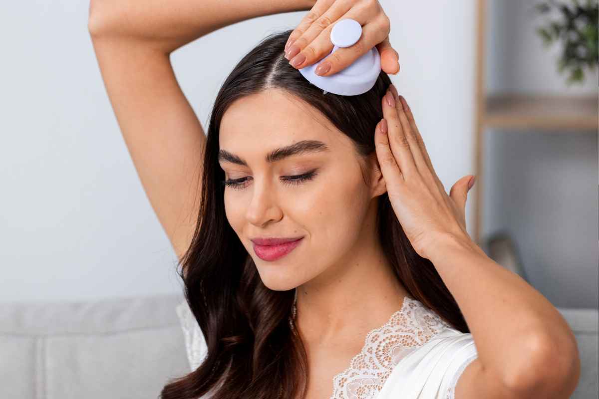 Scalp Exfoliation: How to Remove Buildup and Boost Growth