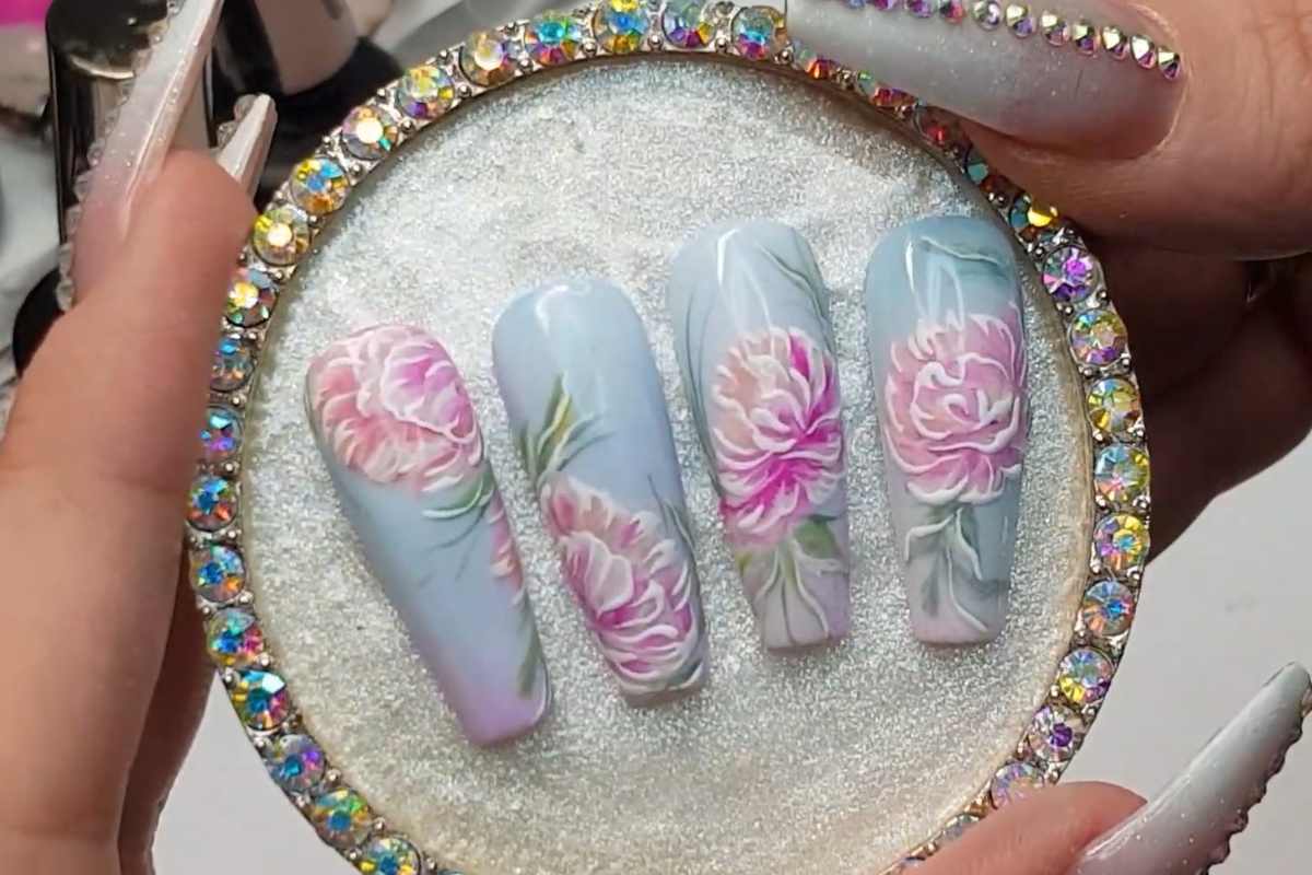 How to Create Gorgeous Spring Floral Nails with Gel Paint