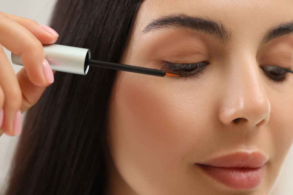 Master the Lash Serum Routine: Tips for Fuller, Healthier Lashes