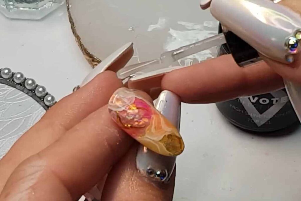 Creating Inlay Nail Art with Chrome Pigments and Encapsulation