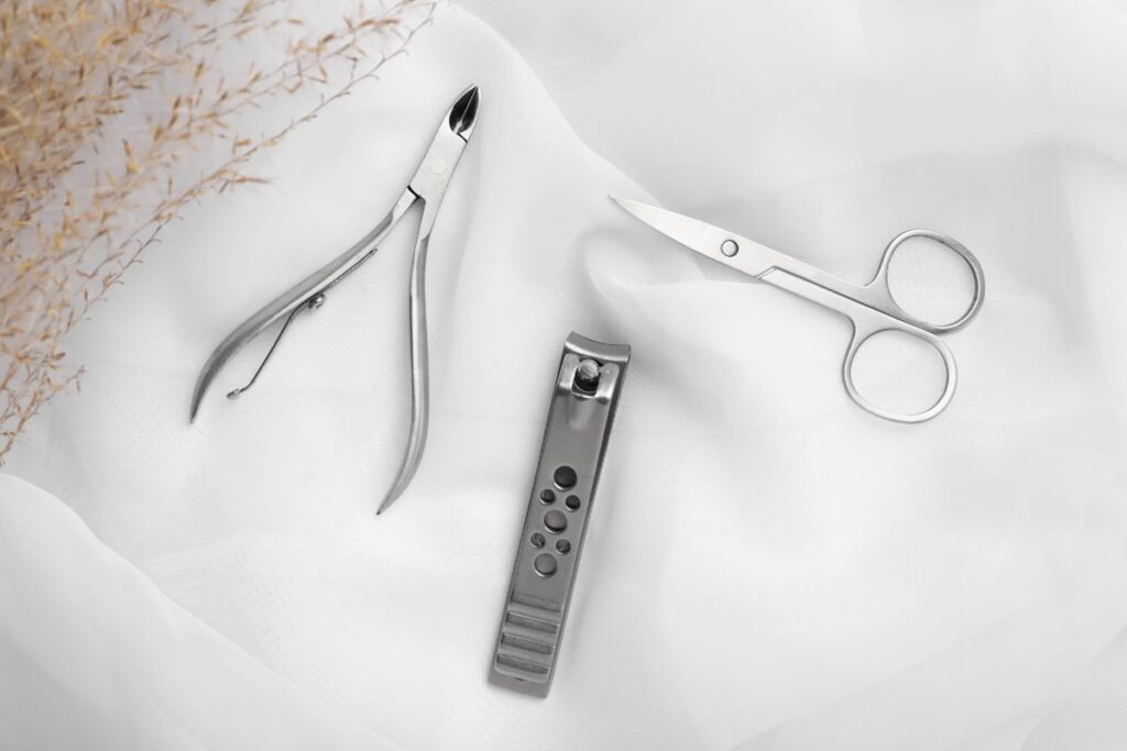 How to Build the Ultimate Minimalist Grooming Kit